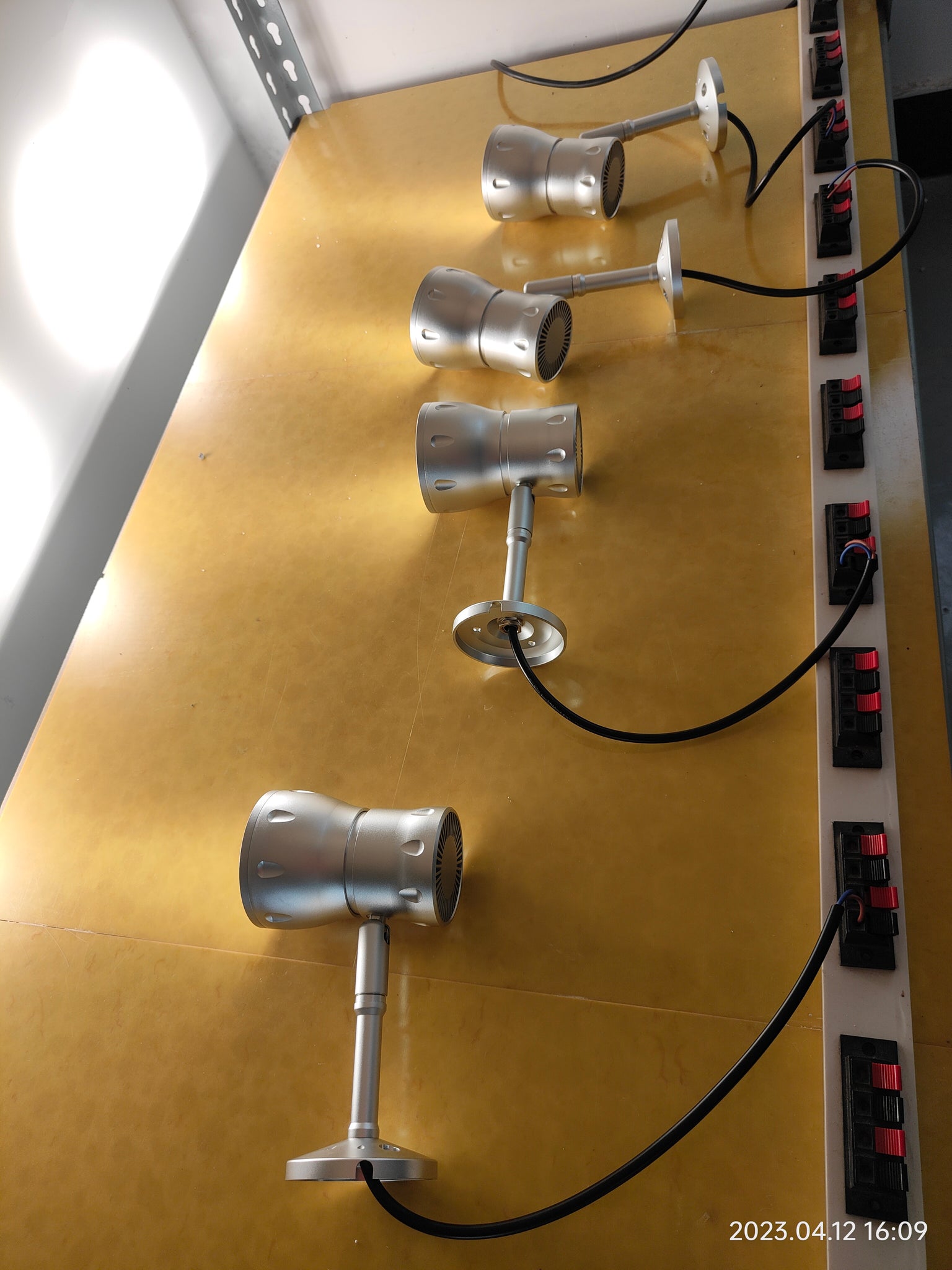 A020 Waterdrop LED focus spotlight for Art Gallery lighting – LEDing ...